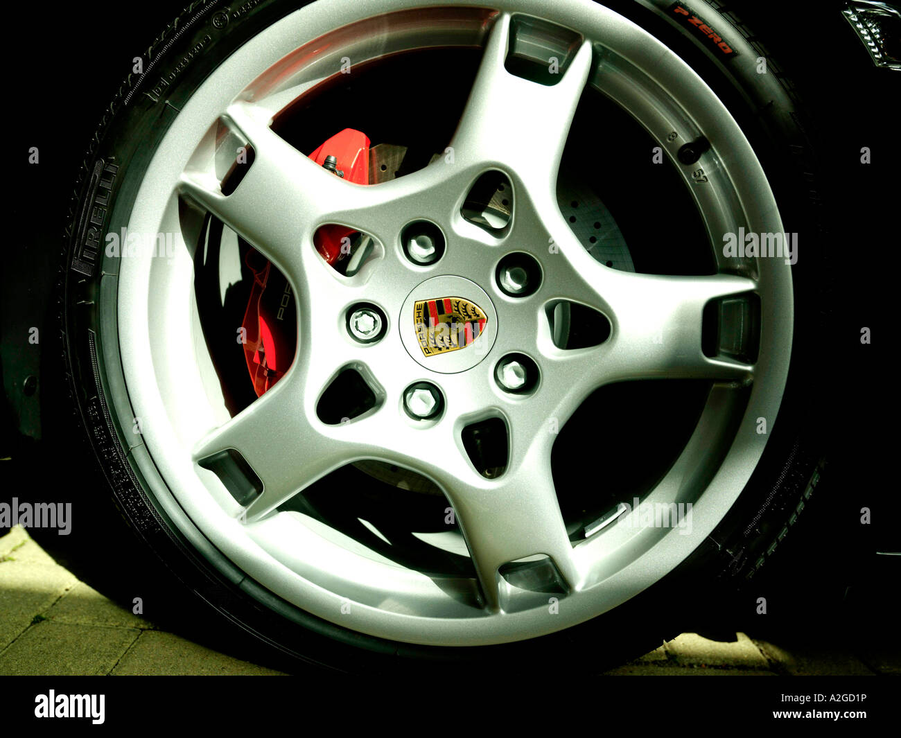 Porsche 911 Alloy Wheel Detail Stock Photo - Alamy
