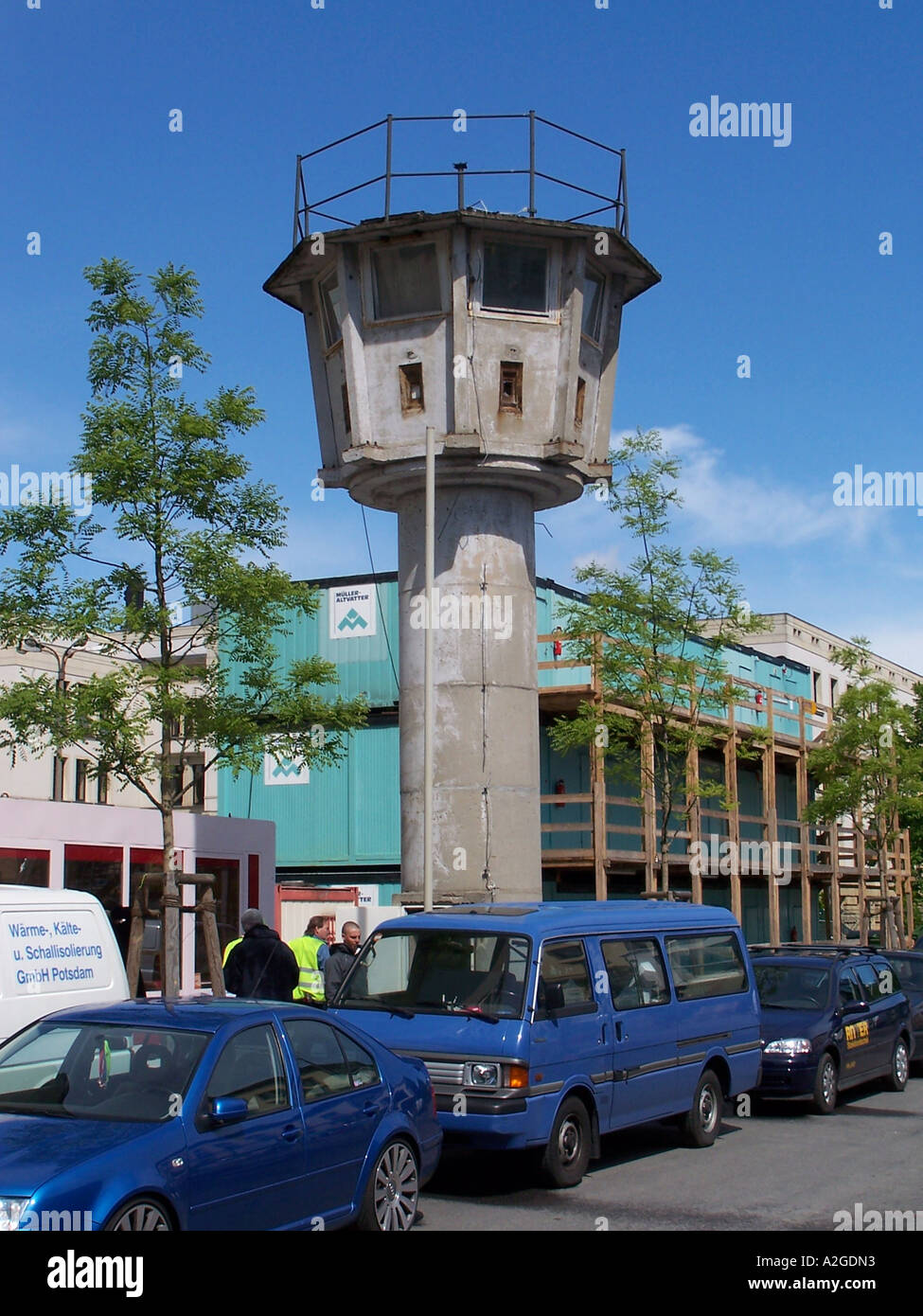 The original checkpoint charlie hi-res stock photography and images - Alamy