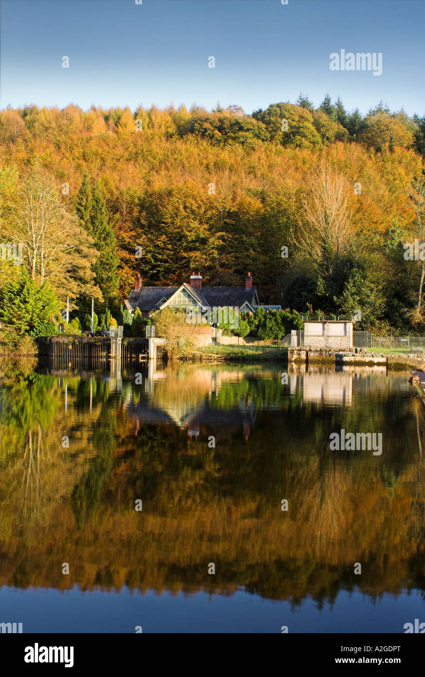 Lopwell dam hi-res stock photography and images - Alamy