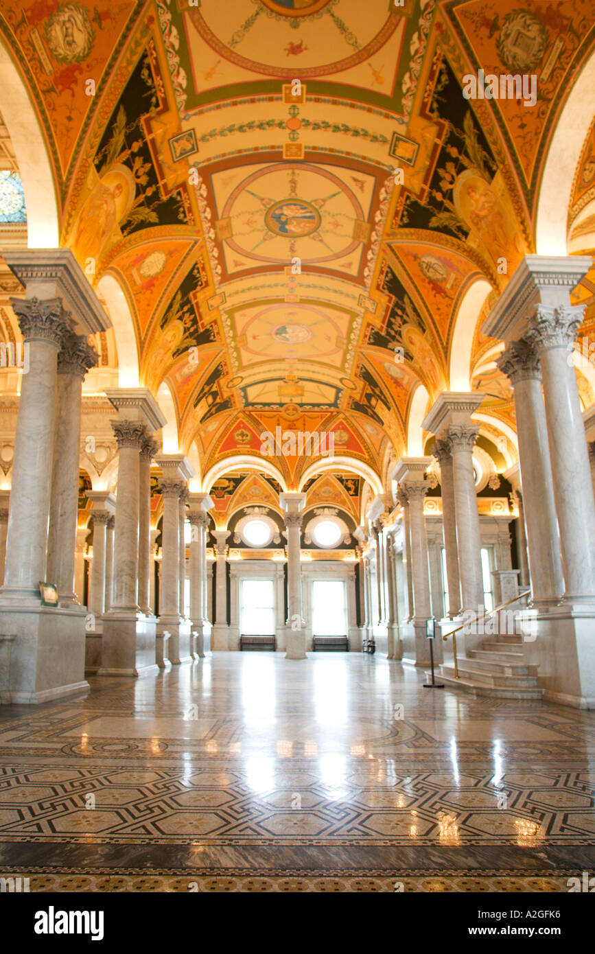 Washington d c usa floor passage hi-res stock photography and images ...
