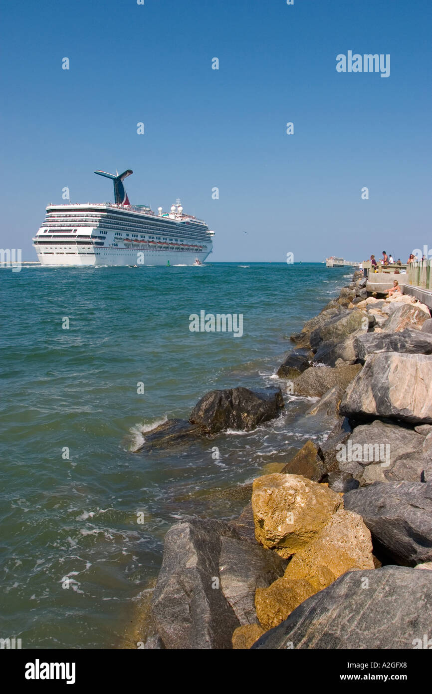 Carnival Cruise ship leaving port for destination. Port Canaveral ...