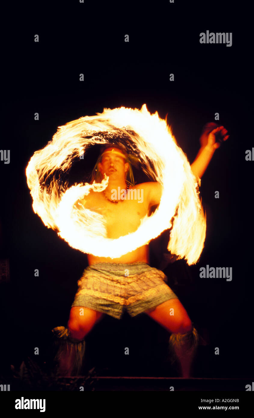 Fire dance hawaii hi-res stock photography and images - Alamy