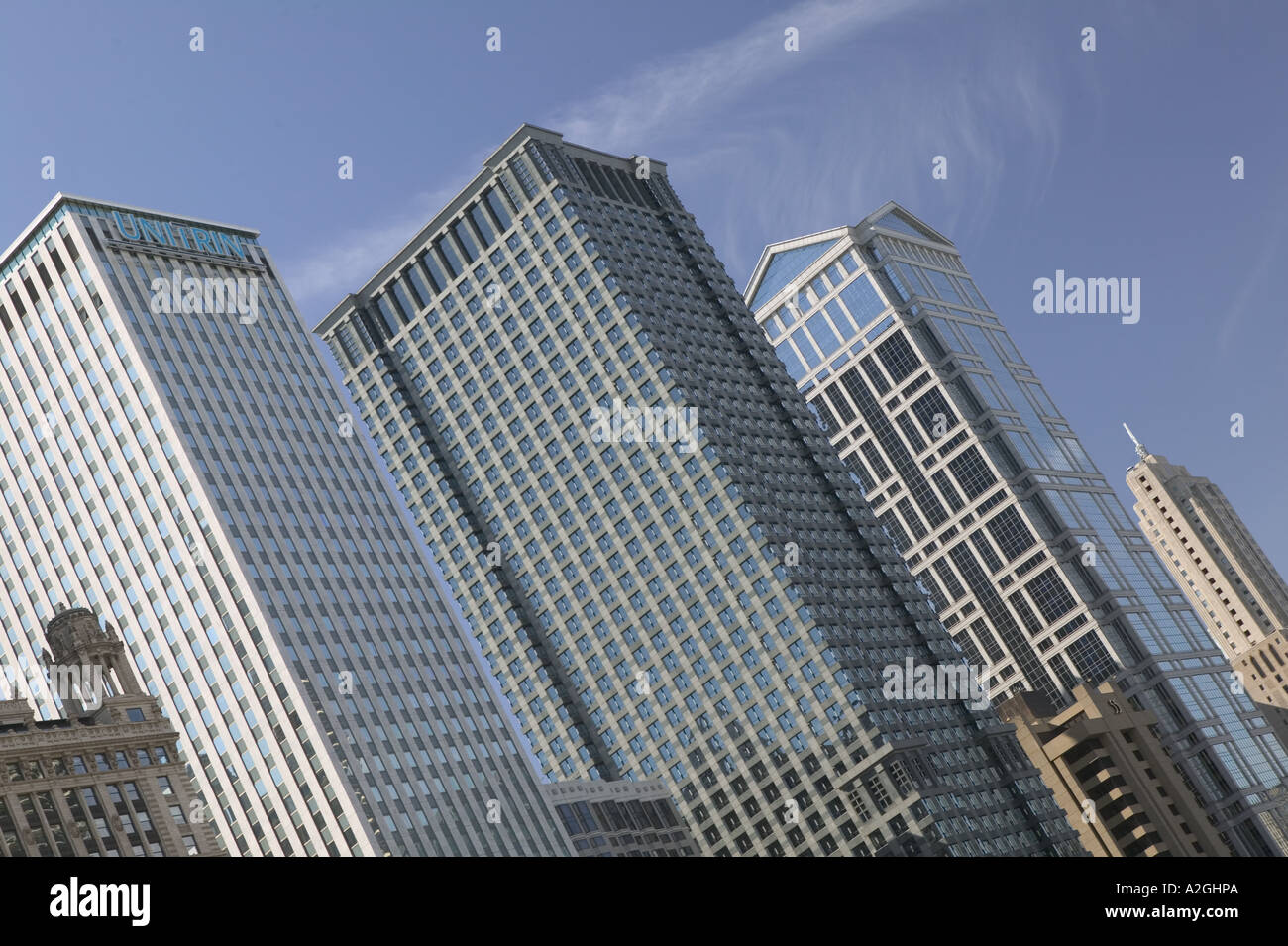 USA, Illinois, Chicago: The Loop: Buildings along West Wacker Drive ...