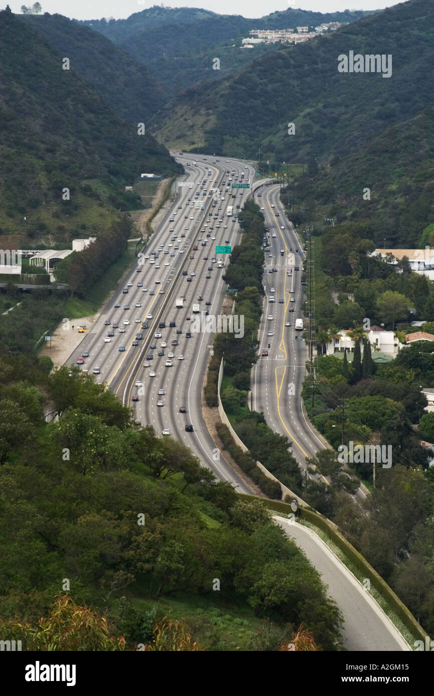 Aerial view of the 405 freeway north near Sepulvada Blvd in Los Angeles ...