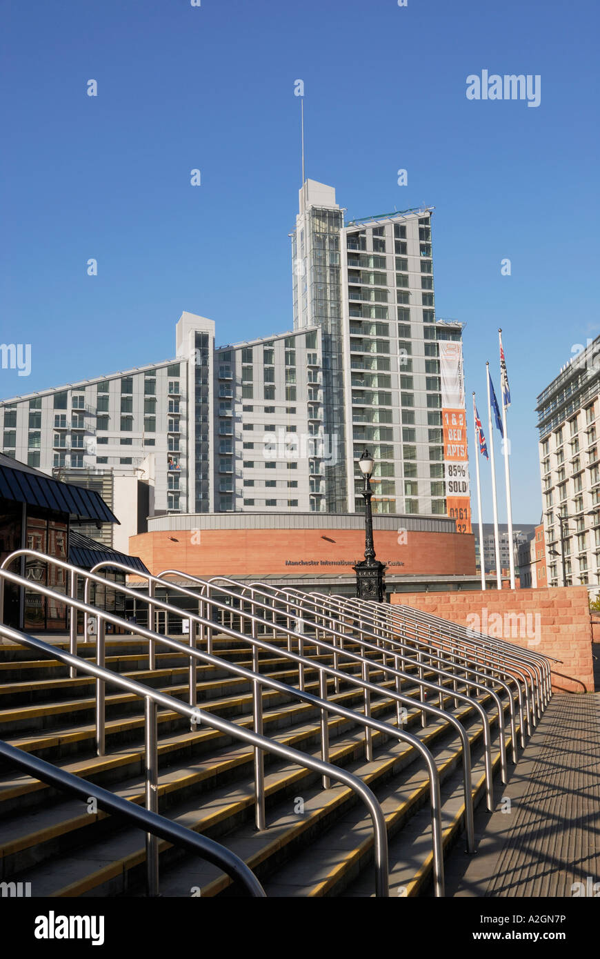 Manchester international convention centre hi-res stock photography and ...