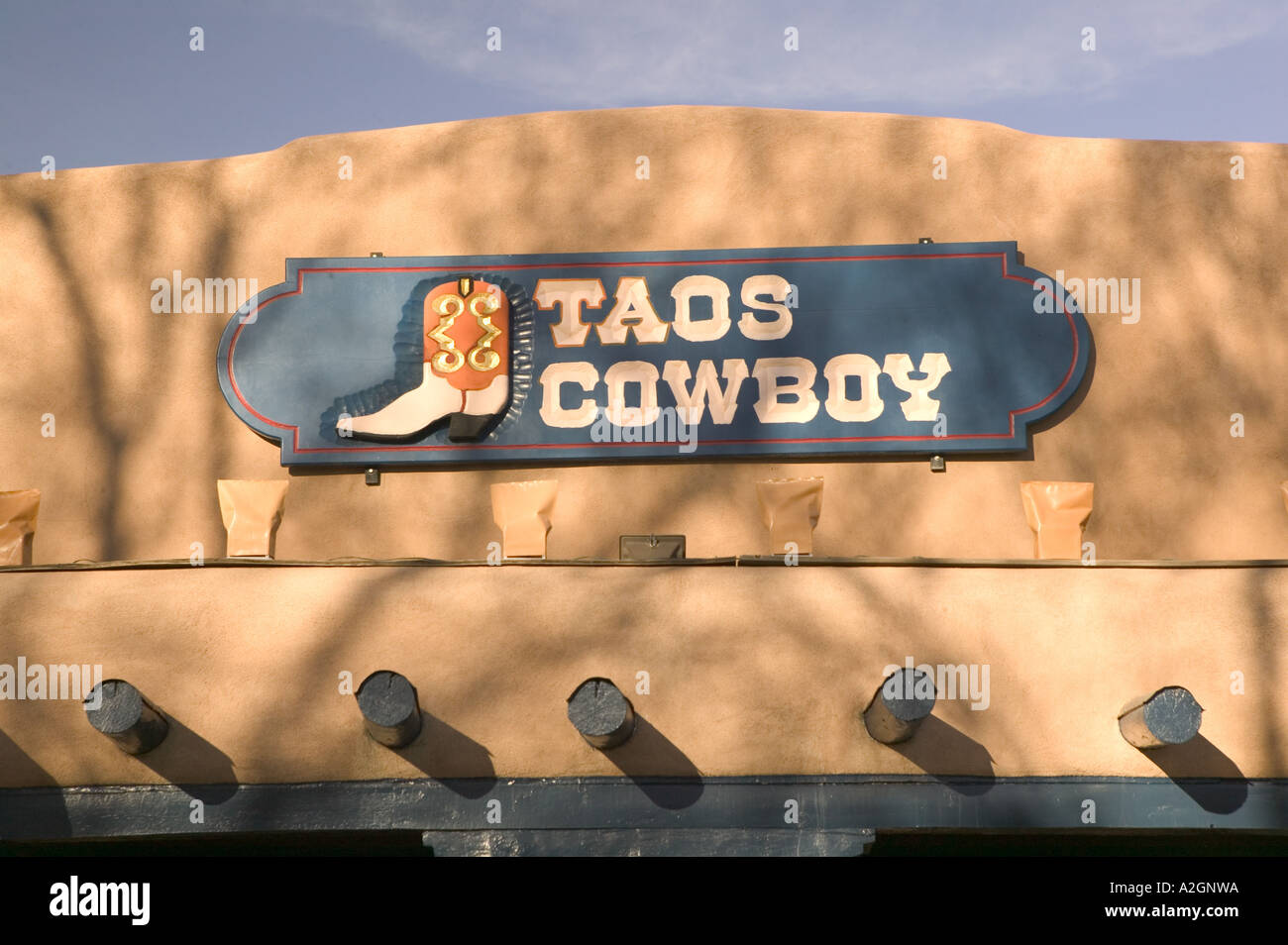 USA, New Mexico, Taos: Taos Cowboy Shop / Sign Stock Photo - Alamy
