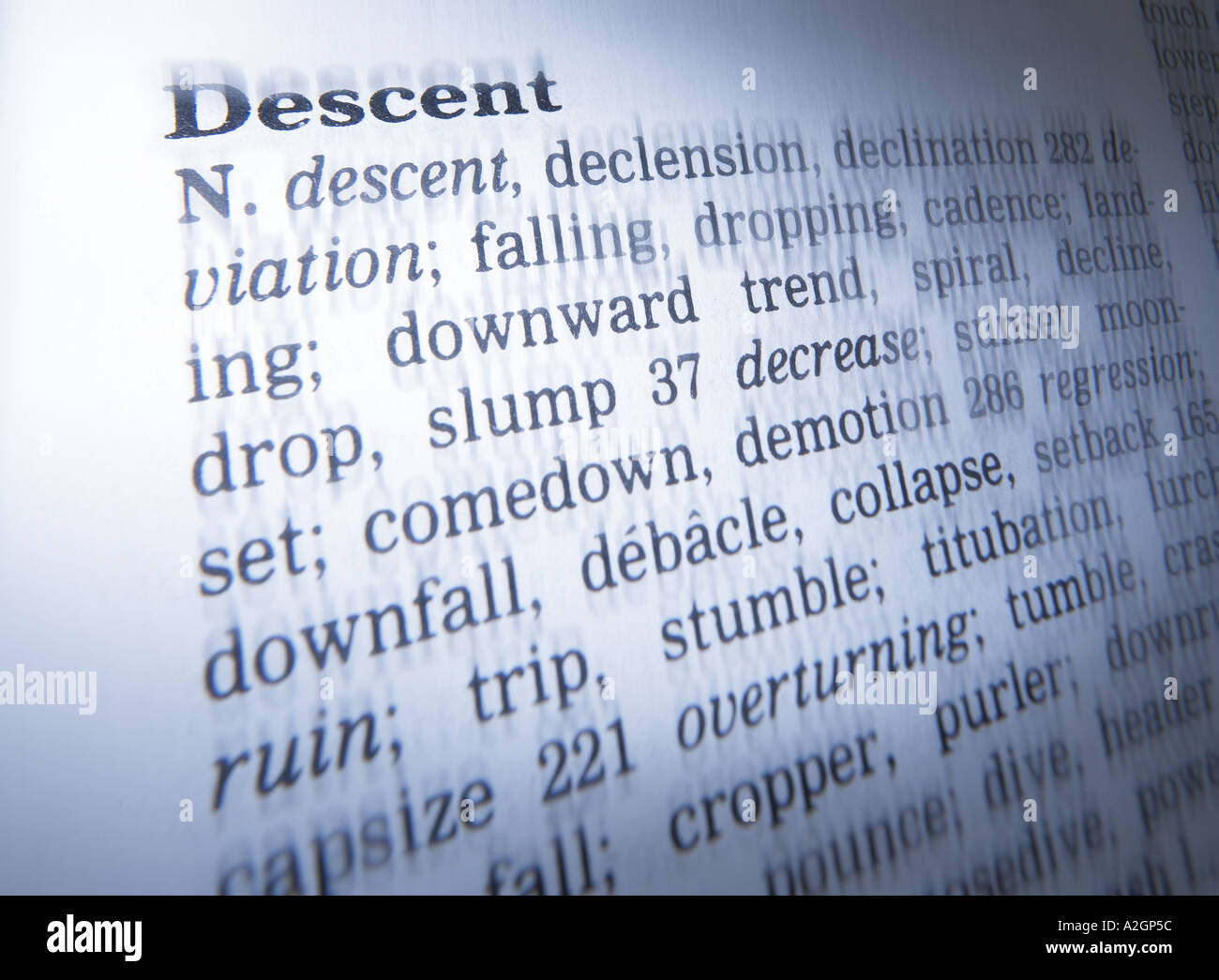 THESAURUS PAGE SHOWING DEFINITION OF WORD DESCENT Stock Photo - Alamy