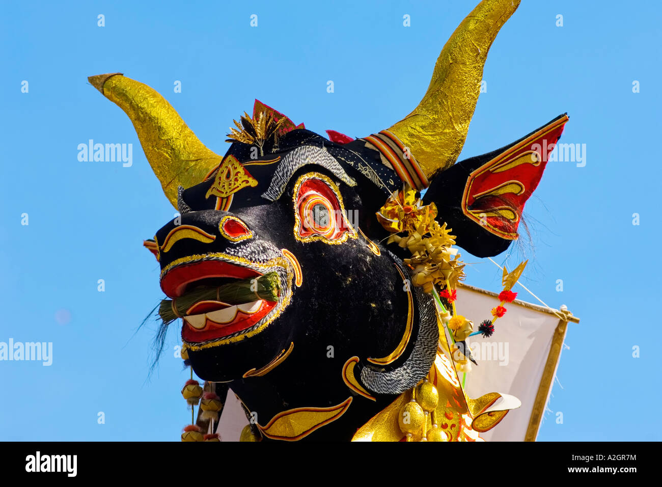 Indonesia Bali Batu Bulan cremation Stock Photo - Alamy
