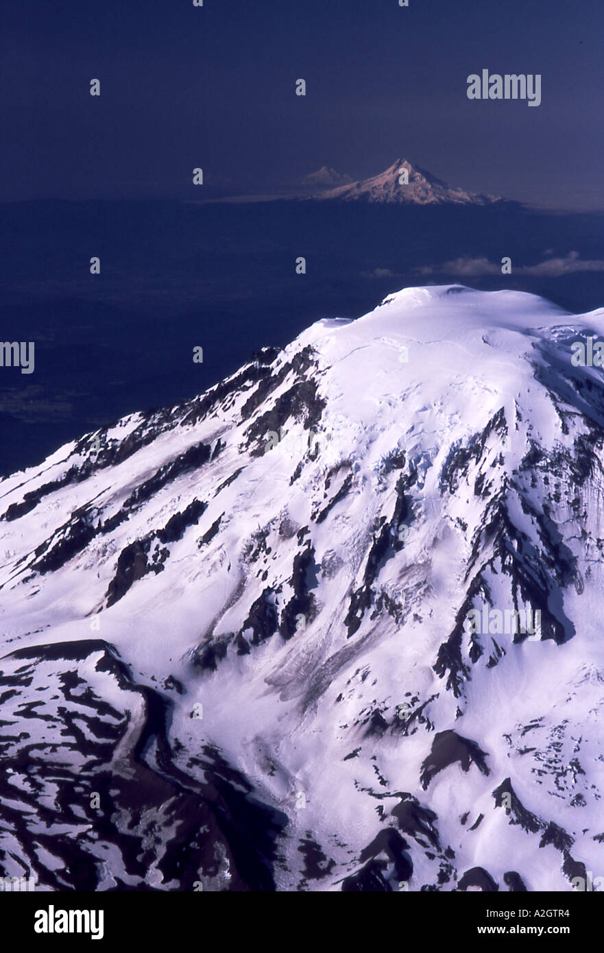 Vertical aerial view of Mt Adams, Mt Hood & Mt Jefferson Stock Photo ...