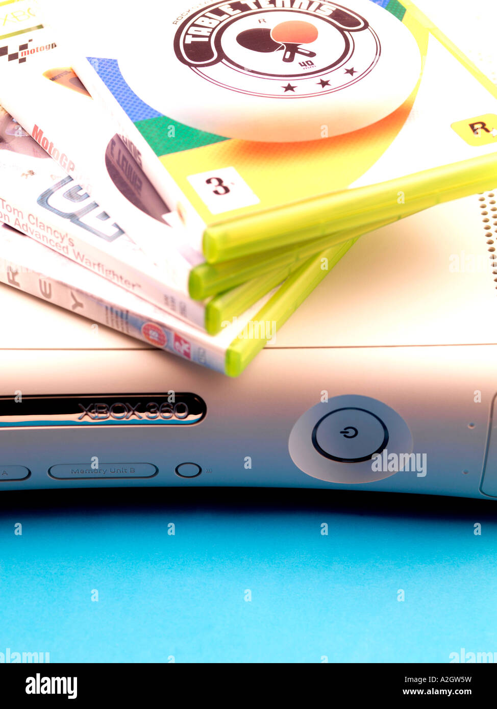Xbox 360 games console hi-res stock photography and images - Alamy