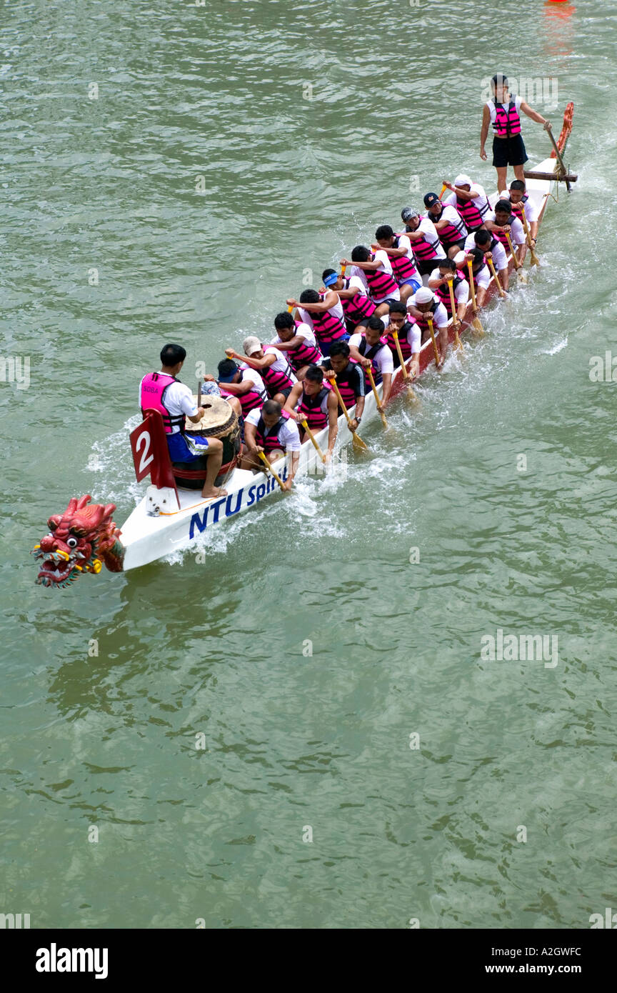 Singapore dragon boat hi-res stock photography and images - Alamy