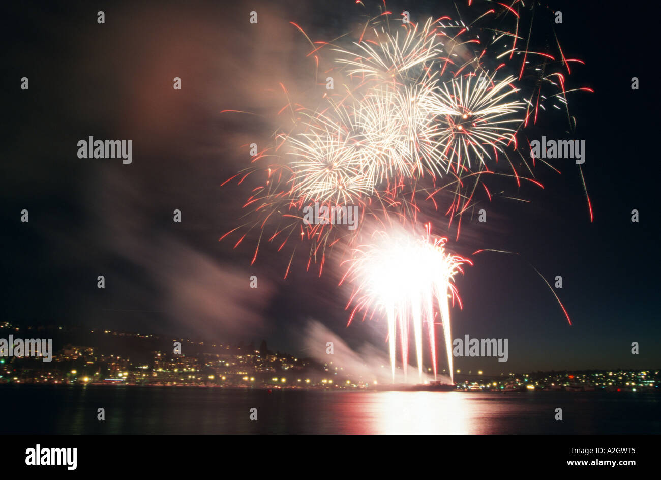 4th of July fireworks over Lake Union in Seattle, Washington Stock ...
