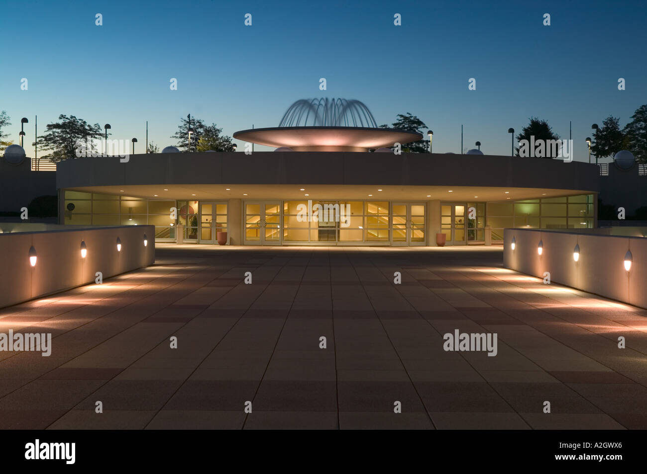 USA, Wisconsin, Madison: Monona Terrace at Dawn Designed by Frank Lloyd ...