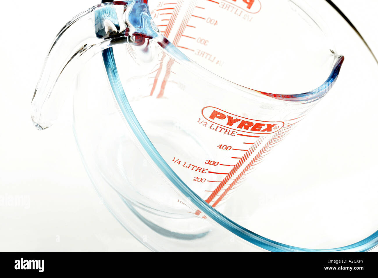 Pyrex Measuring Jug Stock Photo - Alamy