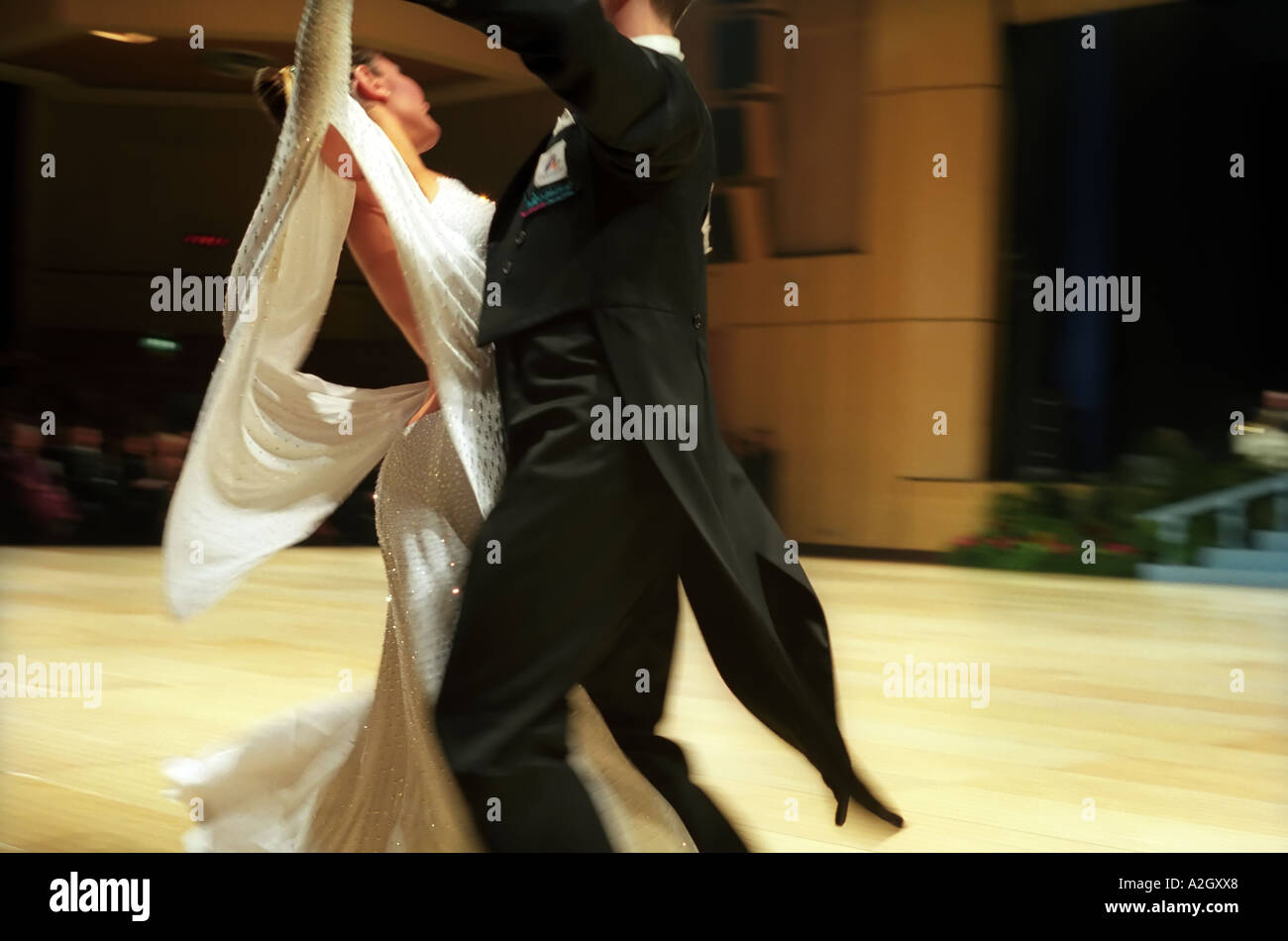 Ballroom dancing competition hi-res stock photography and images - Alamy