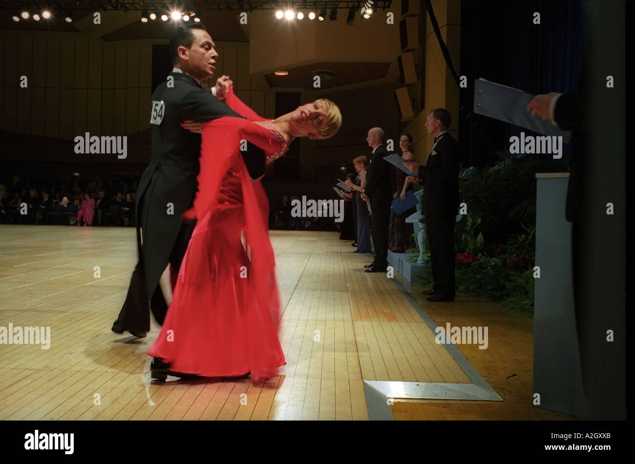 Ballroom dancing competition hi-res stock photography and images - Alamy
