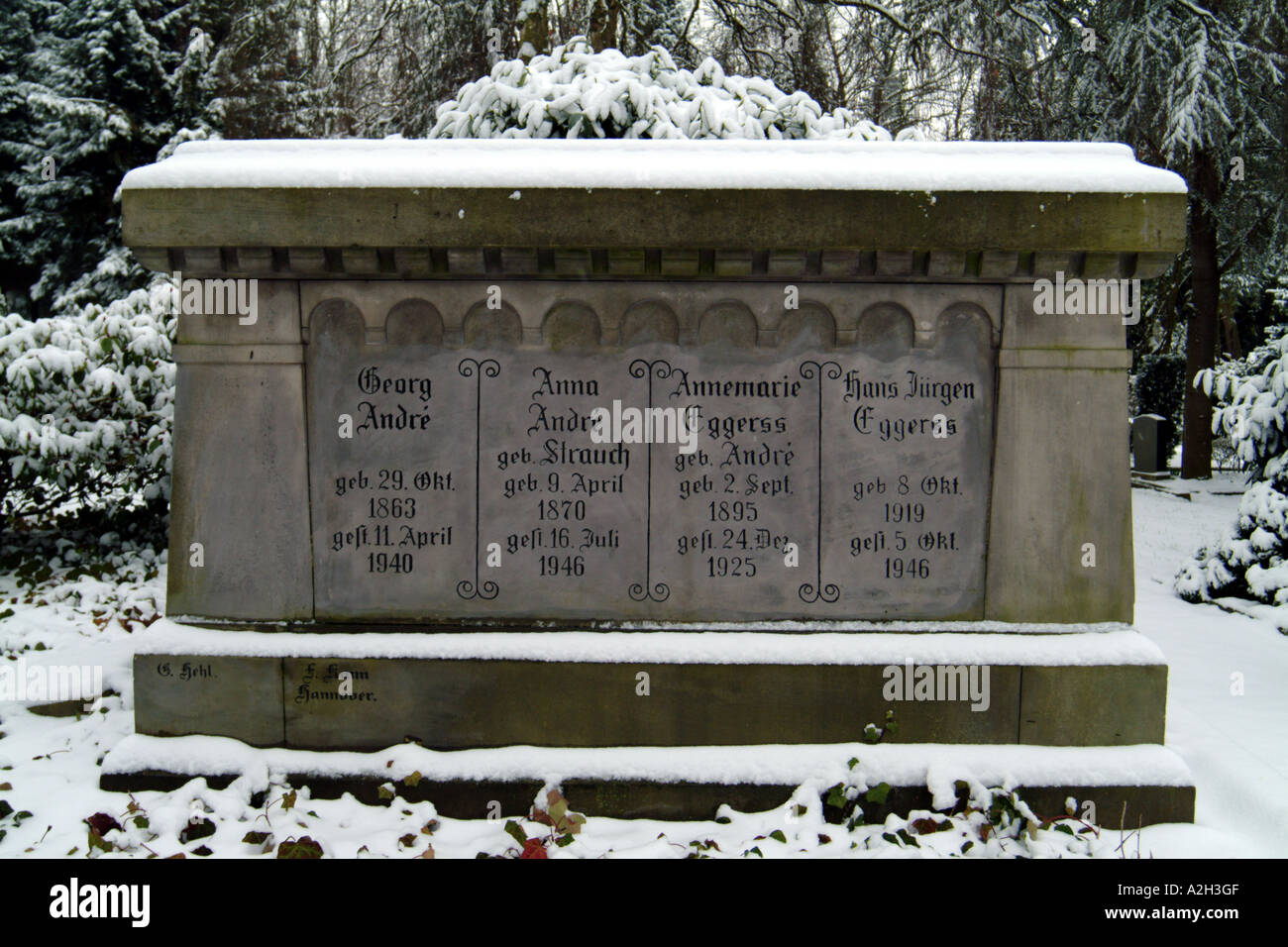 snow winter horizontal colour color white wintry cold chill freeze ...