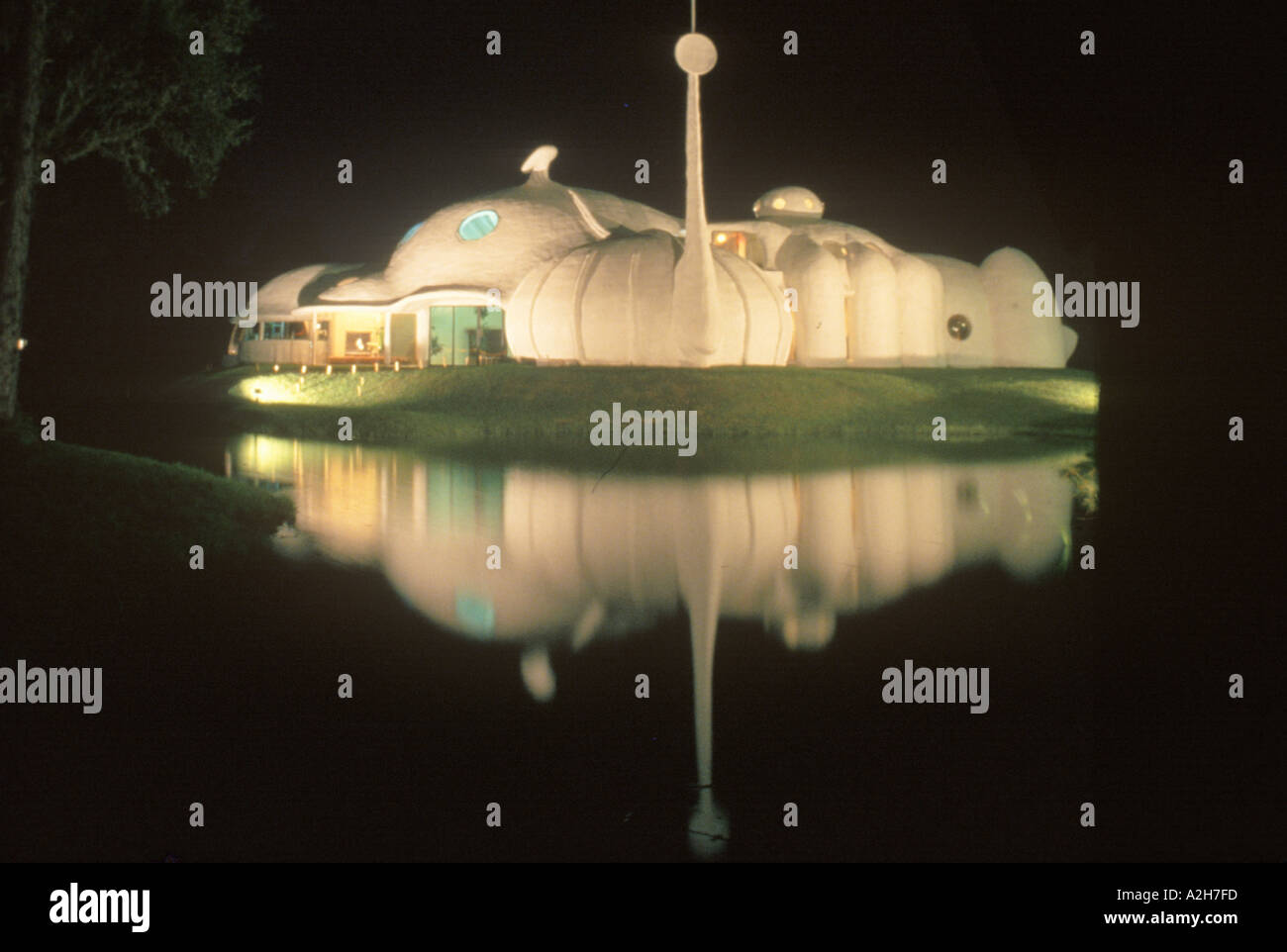 Futuristic electric cottage hi-res stock photography and images - Alamy