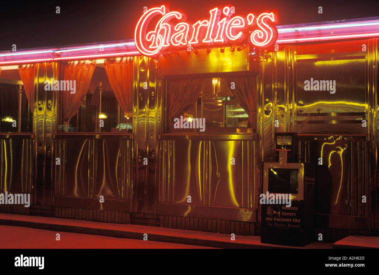 Retro style stainless steel diner East Coast 2002 Stock Photo - Alamy