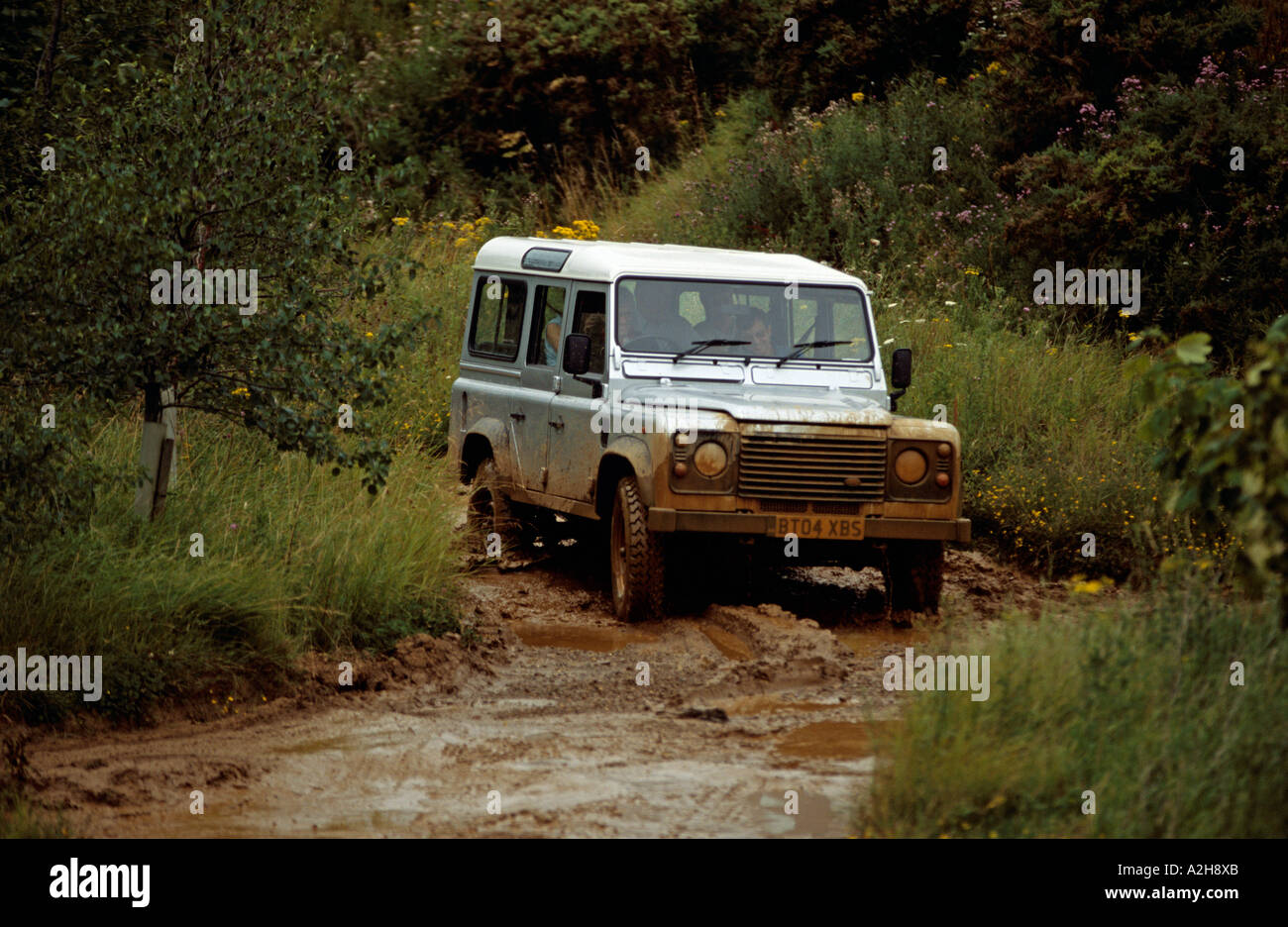 Land Rover Defender of 2000 Stock Photo - Alamy