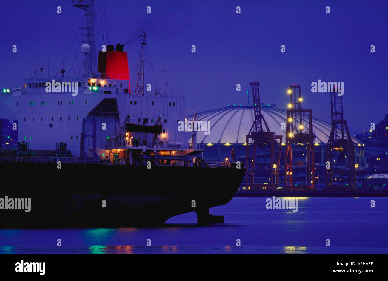 Tanker ships in port in Seattle Washington Stock Photo - Alamy
