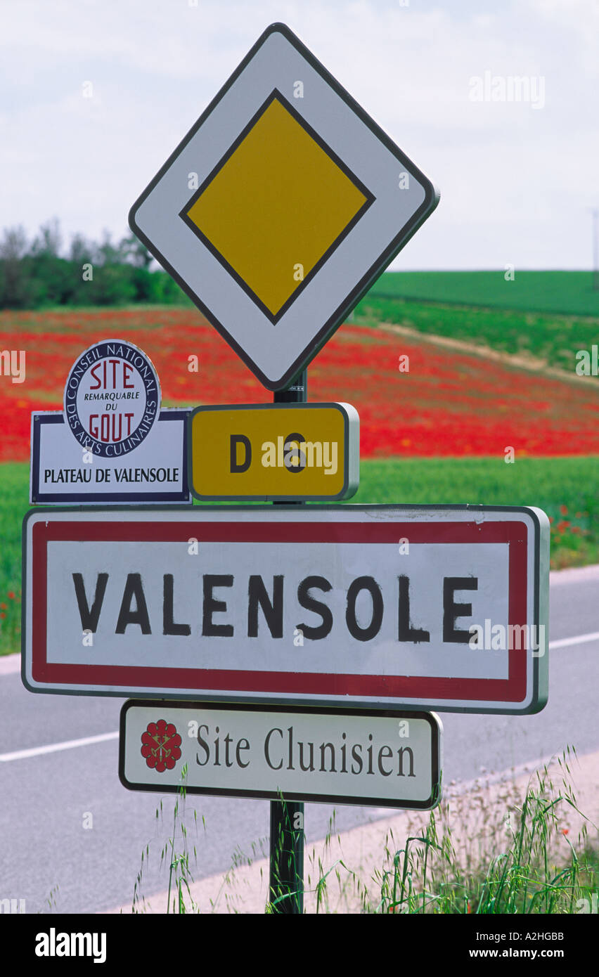 Driving in the south of france hi-res stock photography and images - Alamy