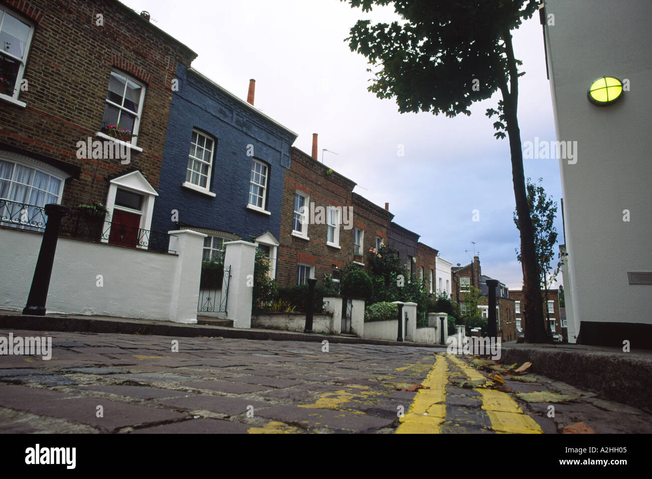 Cobbly road at Hampstead in North London England UK Stock Photo - Alamy