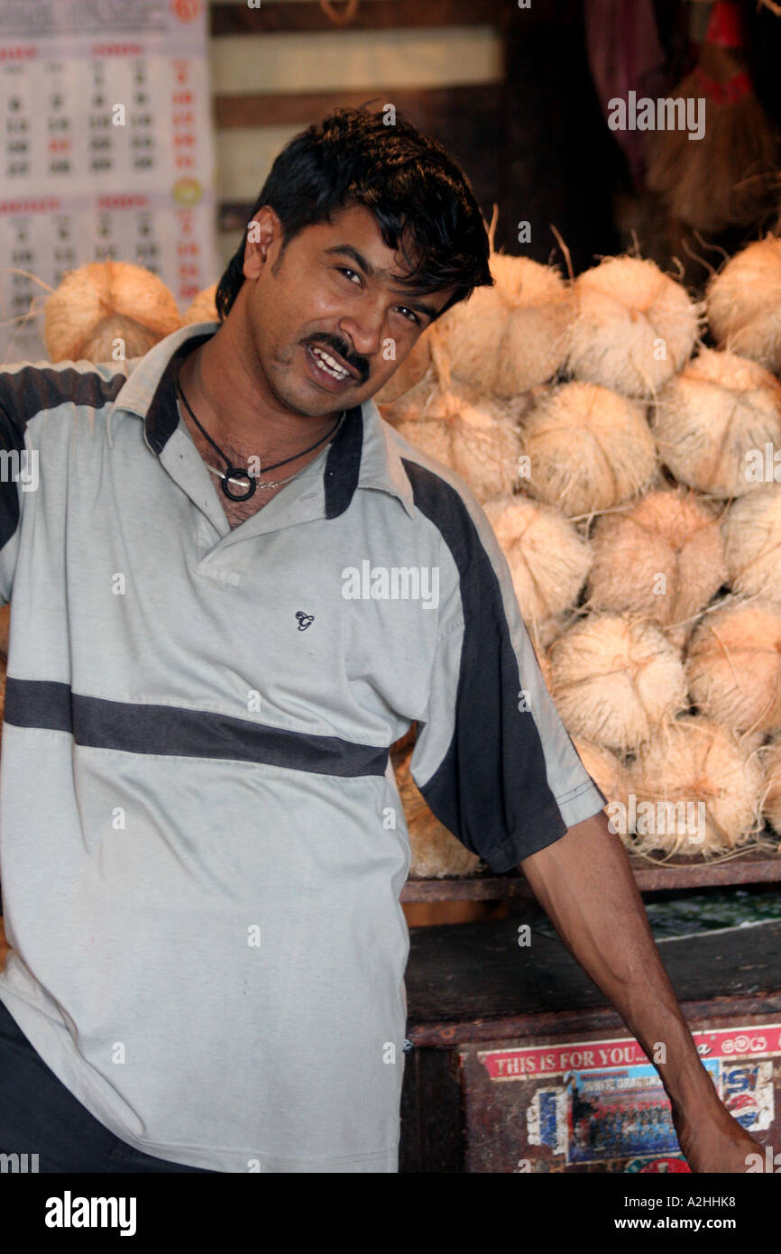 Sri lanka kandy vegetable shop hi-res stock photography and images - Alamy