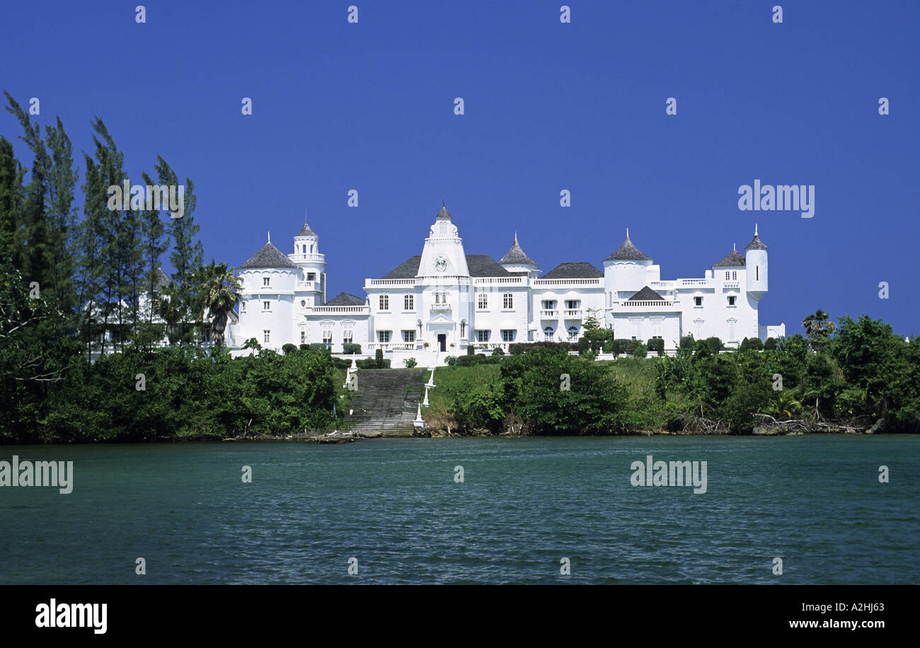 Trident castle hi-res stock photography and images - Alamy
