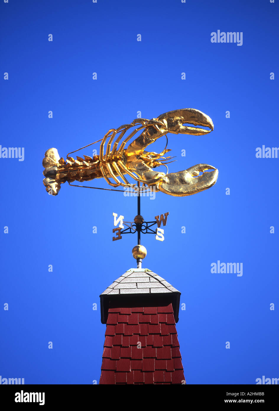 Gold weather vane hi-res stock photography and images - Alamy