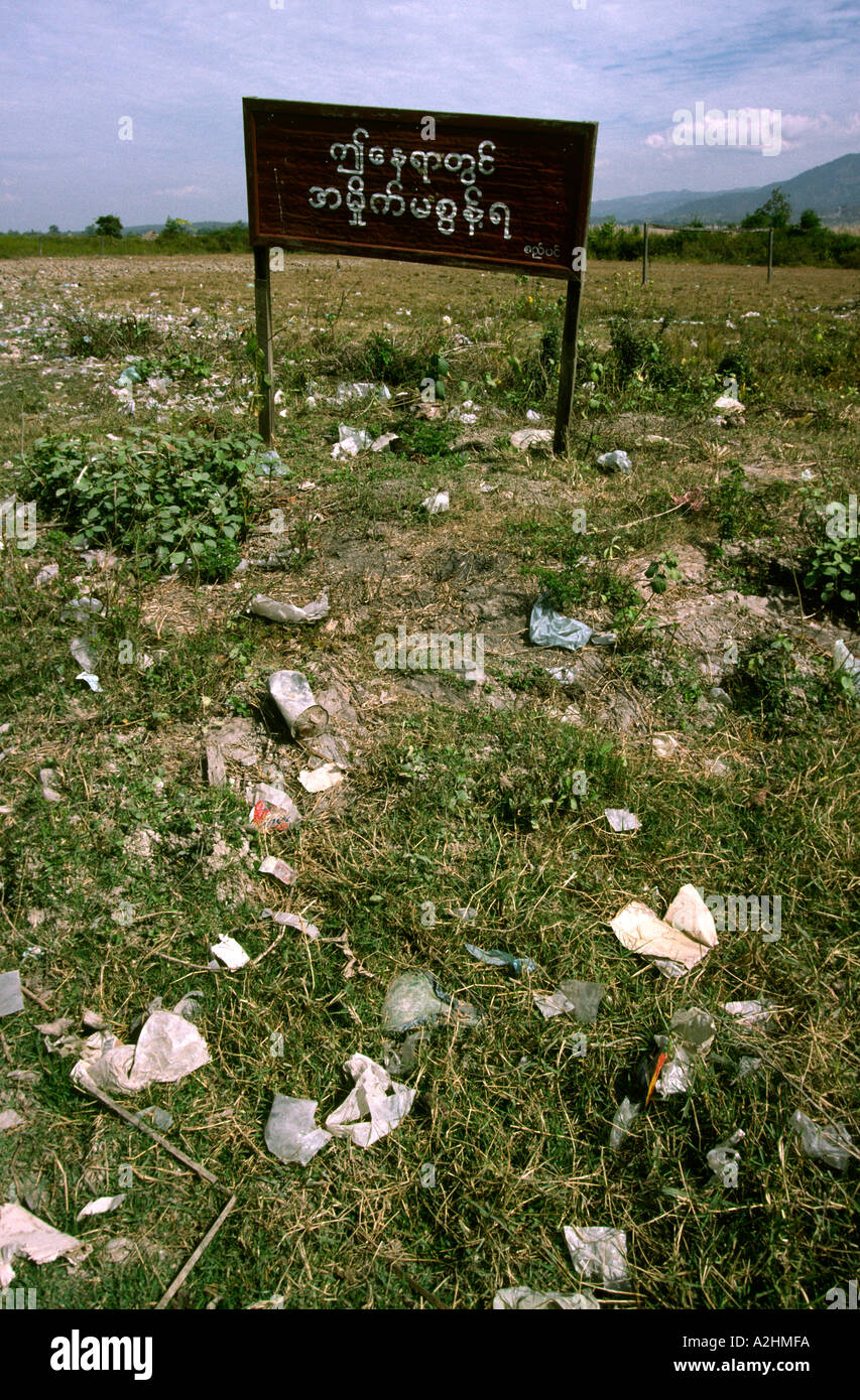 Myanmar Burma Inle Lake Yaunghwe Yaungshwe pollution problem plastic ...