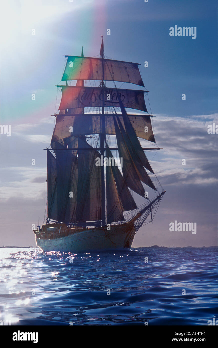 Topgallant sails hi-res stock photography and images - Alamy