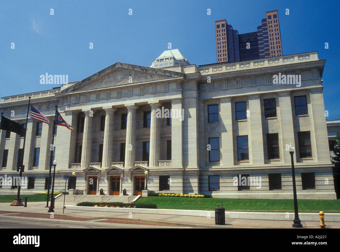 Ohio state capitol building columbus hi-res stock photography and ...