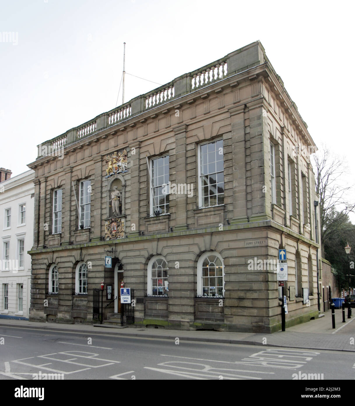 Warwick Court House, on the corner of Jury Street and Castle Street ...