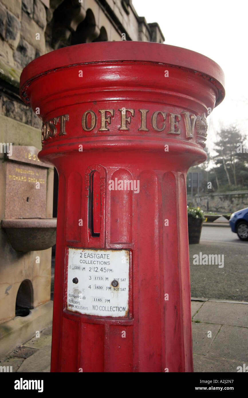 Shape of a doric column hi-res stock photography and images - Alamy