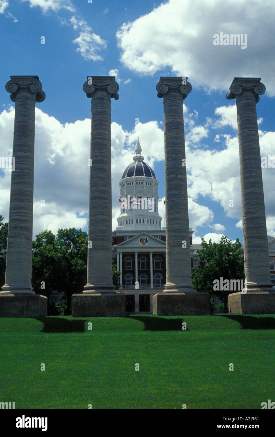 University of missouri columbia columns hi-res stock photography and ...