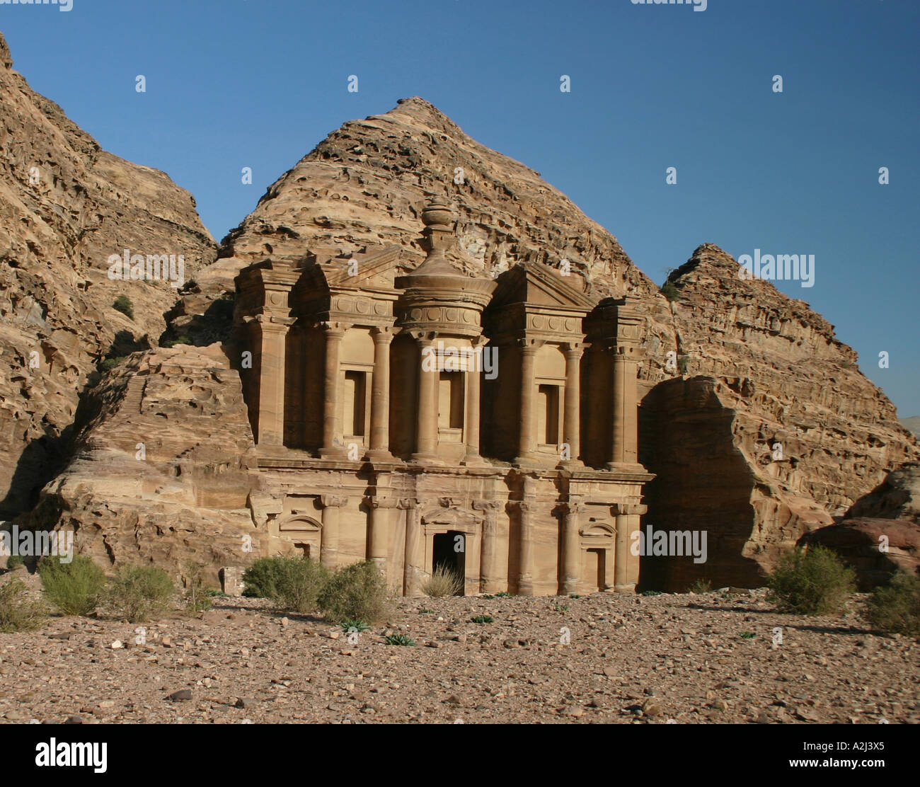 El deir hi-res stock photography and images - Alamy