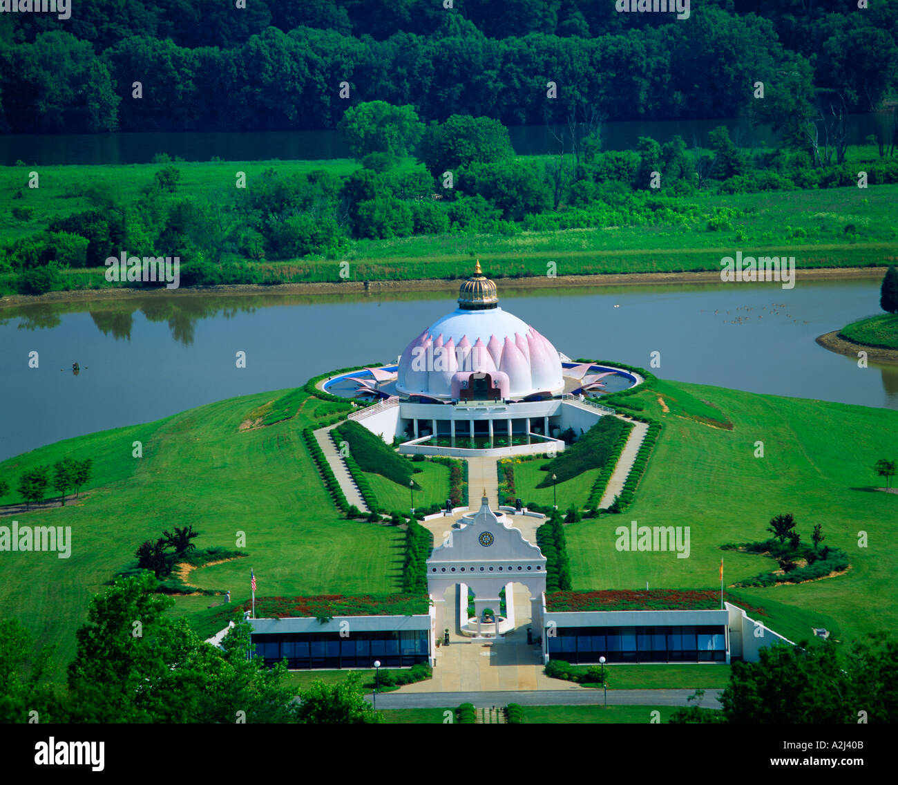 Satchidananda Ashram Yoga Ville Virginia Stock Photo - Alamy