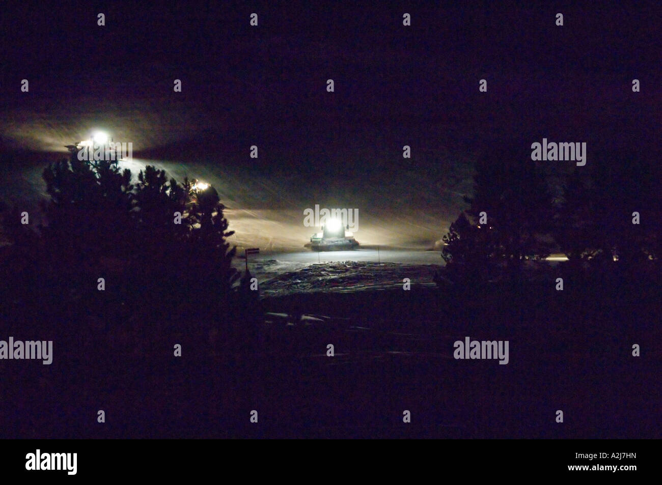 Bashers hi-res stock photography and images - Alamy