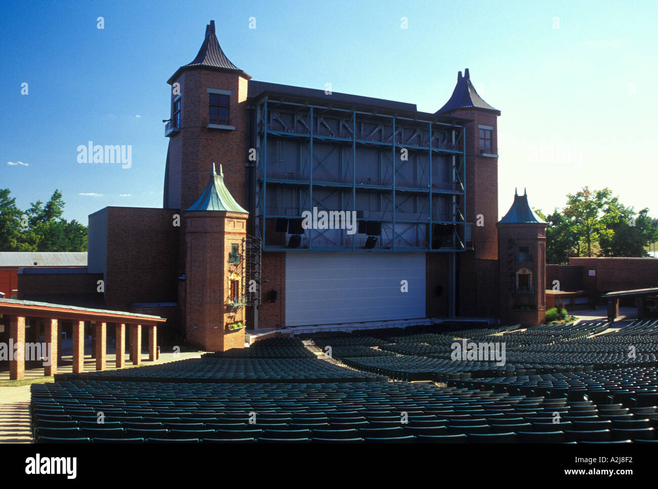 Starlight theatre kansas hi-res stock photography and images - Alamy