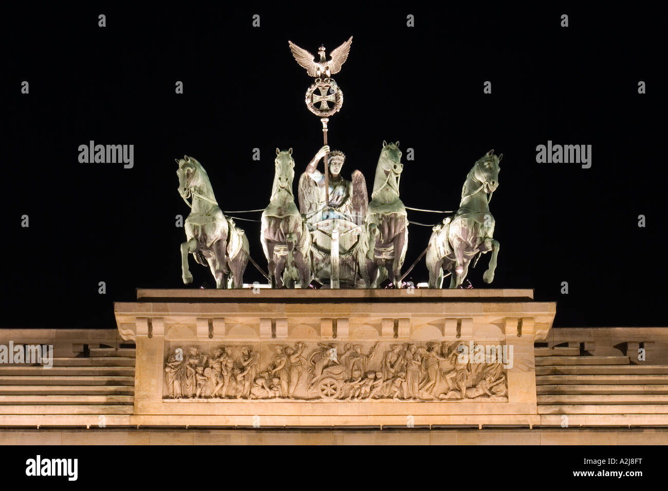 Quadriga statue Brandenburg Gate Berlin Germany Stock Photo - Alamy