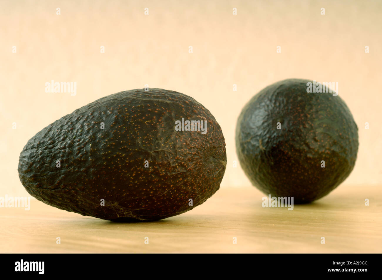 whole ripe avocado fruits Stock Photo - Alamy