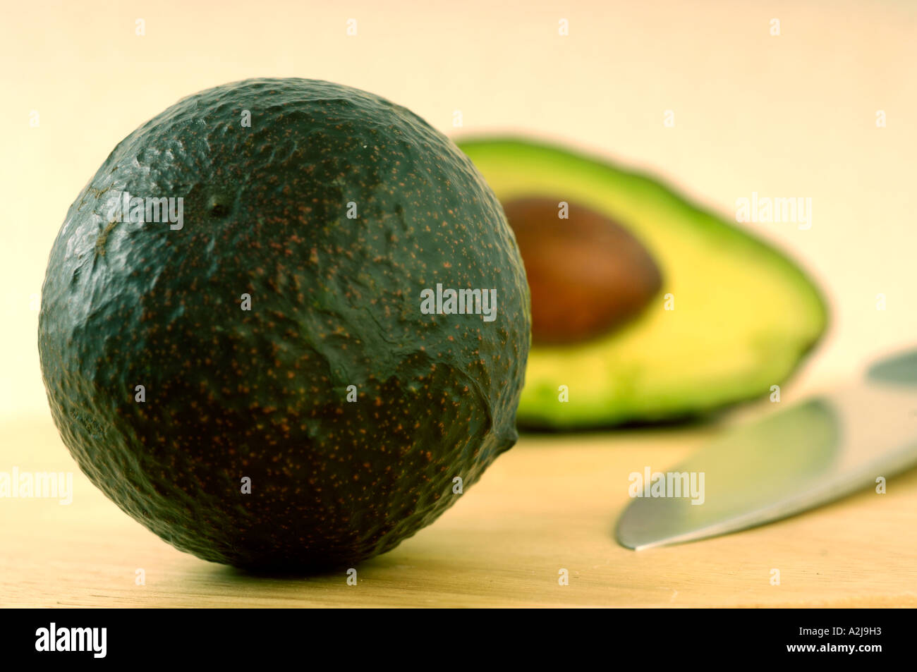 Advocado salad hi-res stock photography and images - Alamy