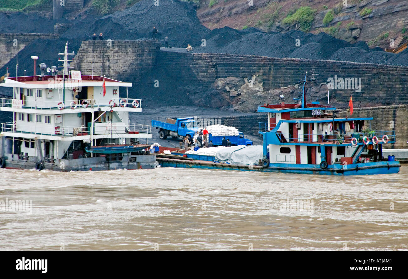 Chinese mine workers hi-res stock photography and images - Alamy