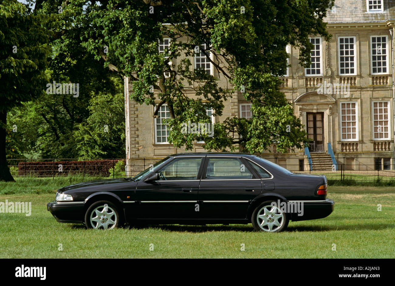 Rover 800 Series Saloon. Model years 1991 to 1999 Stock Photo - Alamy