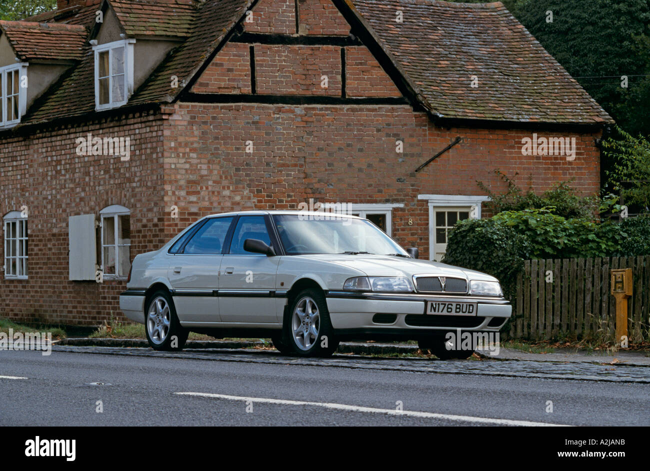 Rover 827 saloon 800 series hi-res stock photography and images - Alamy