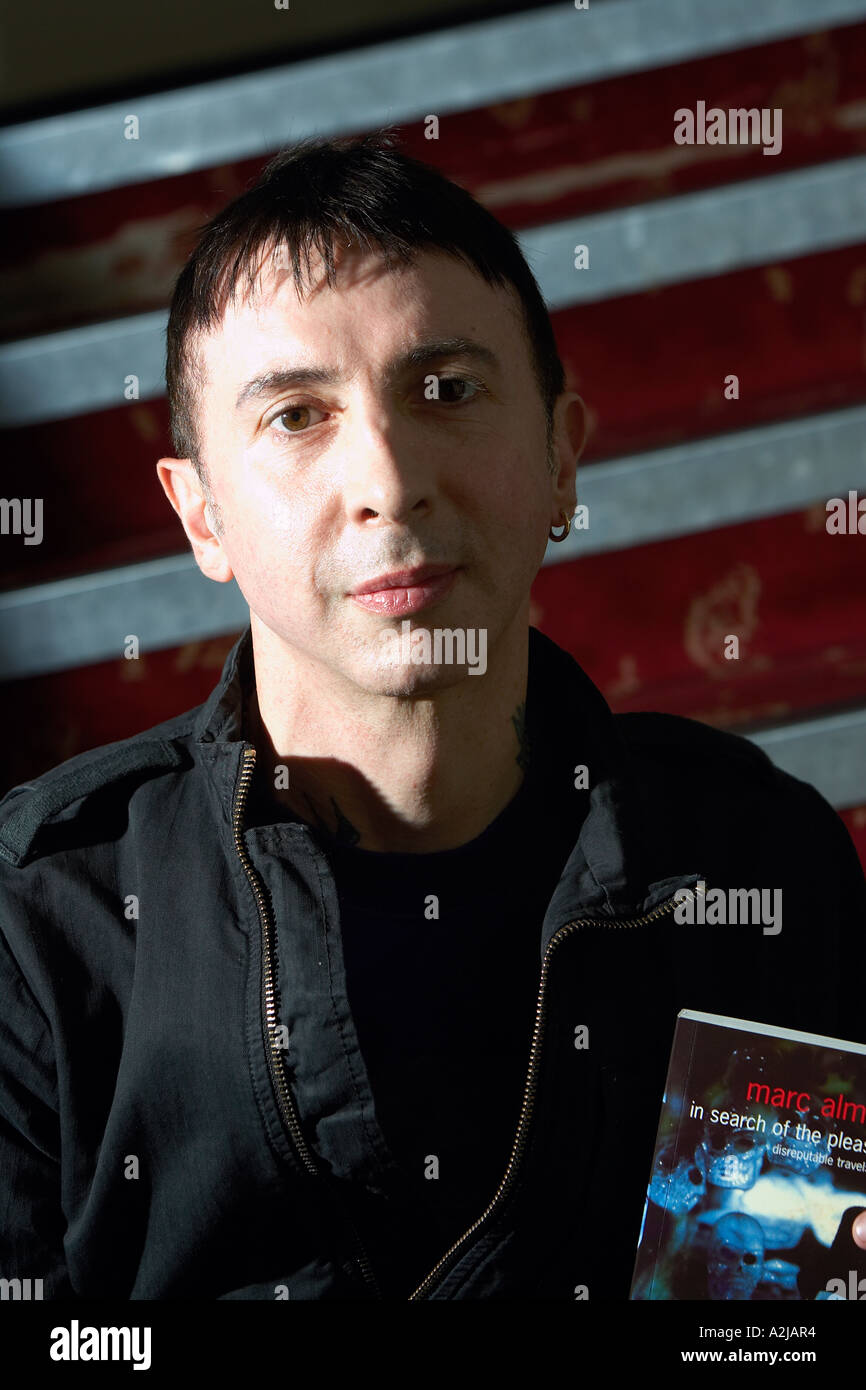 Soft Cell Singer songwriter Marc Almond Waterstones Birmingham 28th ...