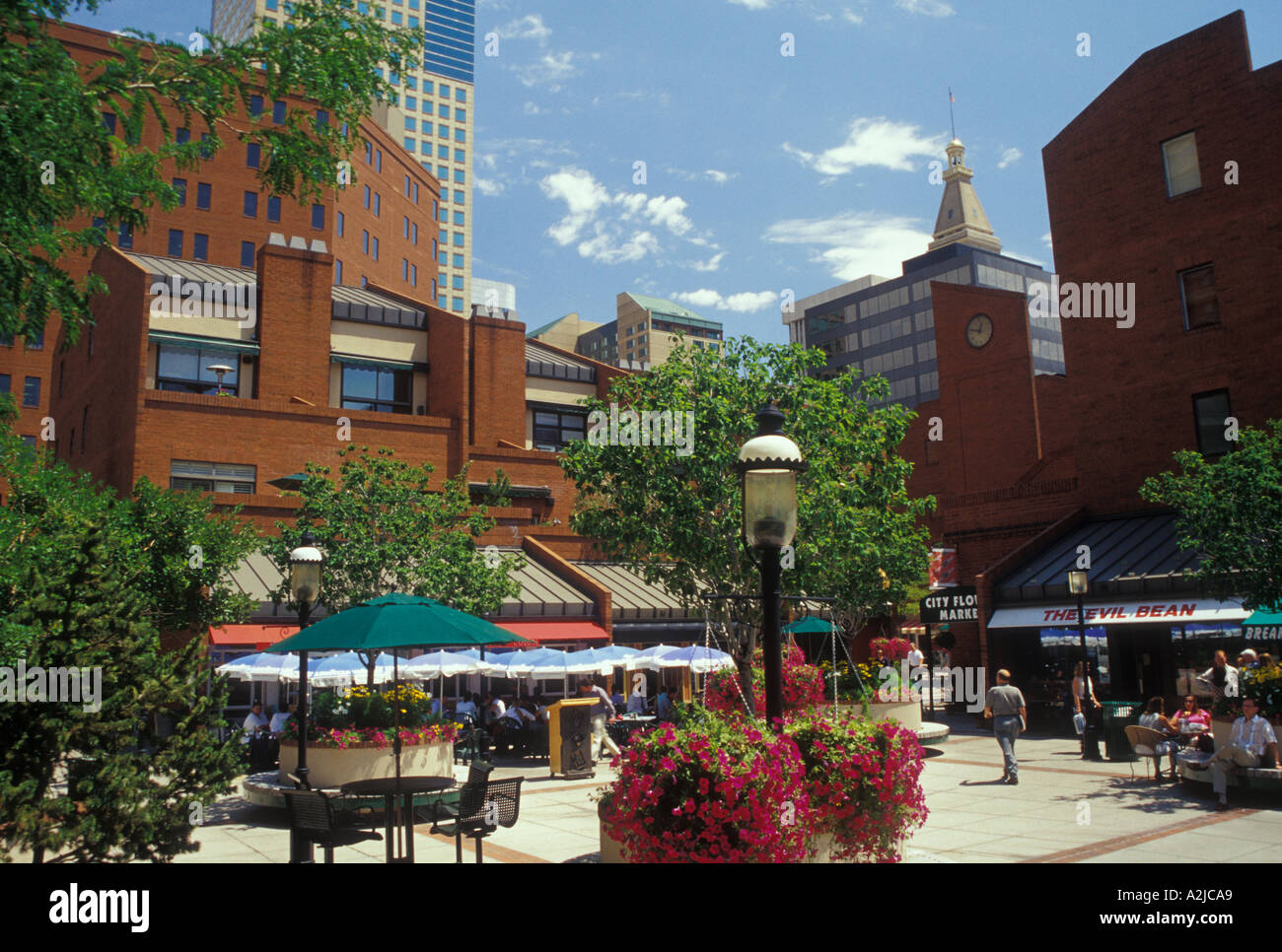 Writer square denver hi-res stock photography and images - Alamy