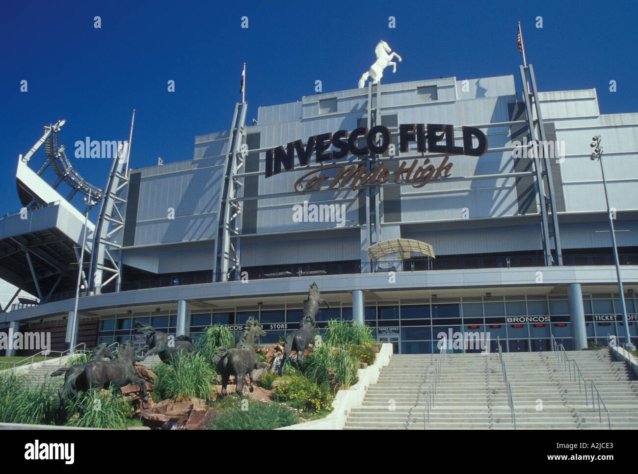 Mile high stadium invesco hi-res stock photography and images - Alamy
