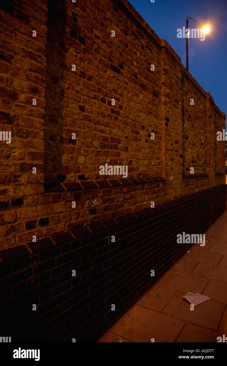 Street light at twilight Stock Photo - Alamy